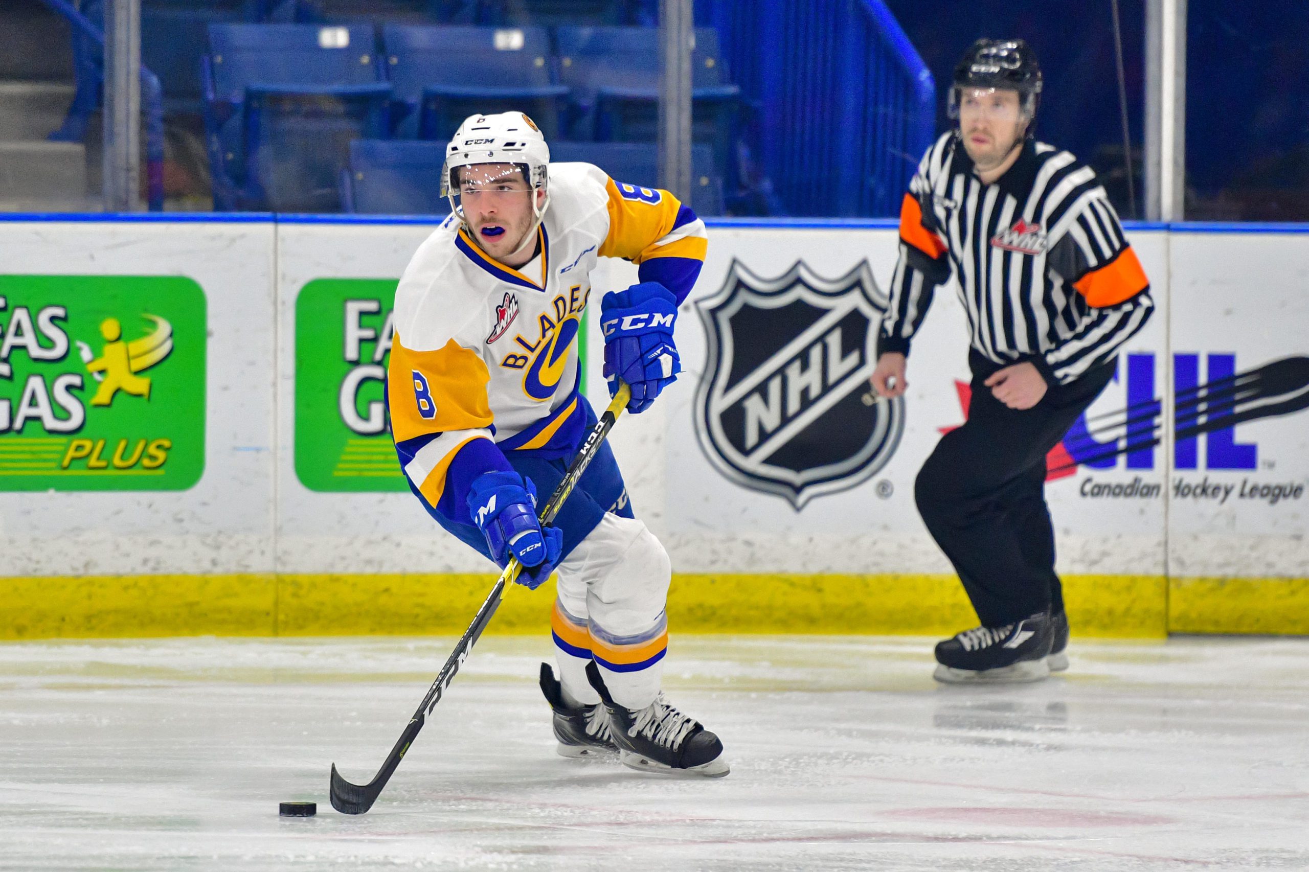 Rookie defenceman Seth Bafaro signs for Fife Flyers